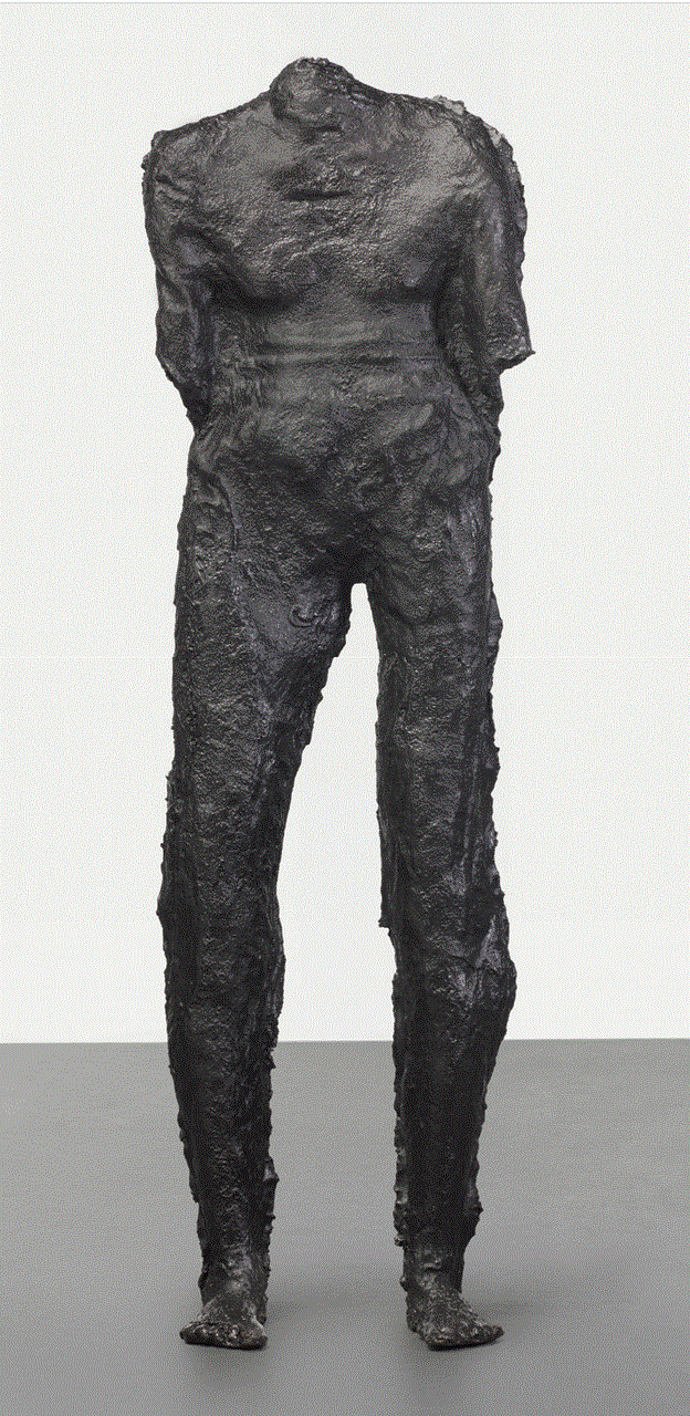 Magdalena Abakanowicz (1930 – 2017) | Polish Art Corner